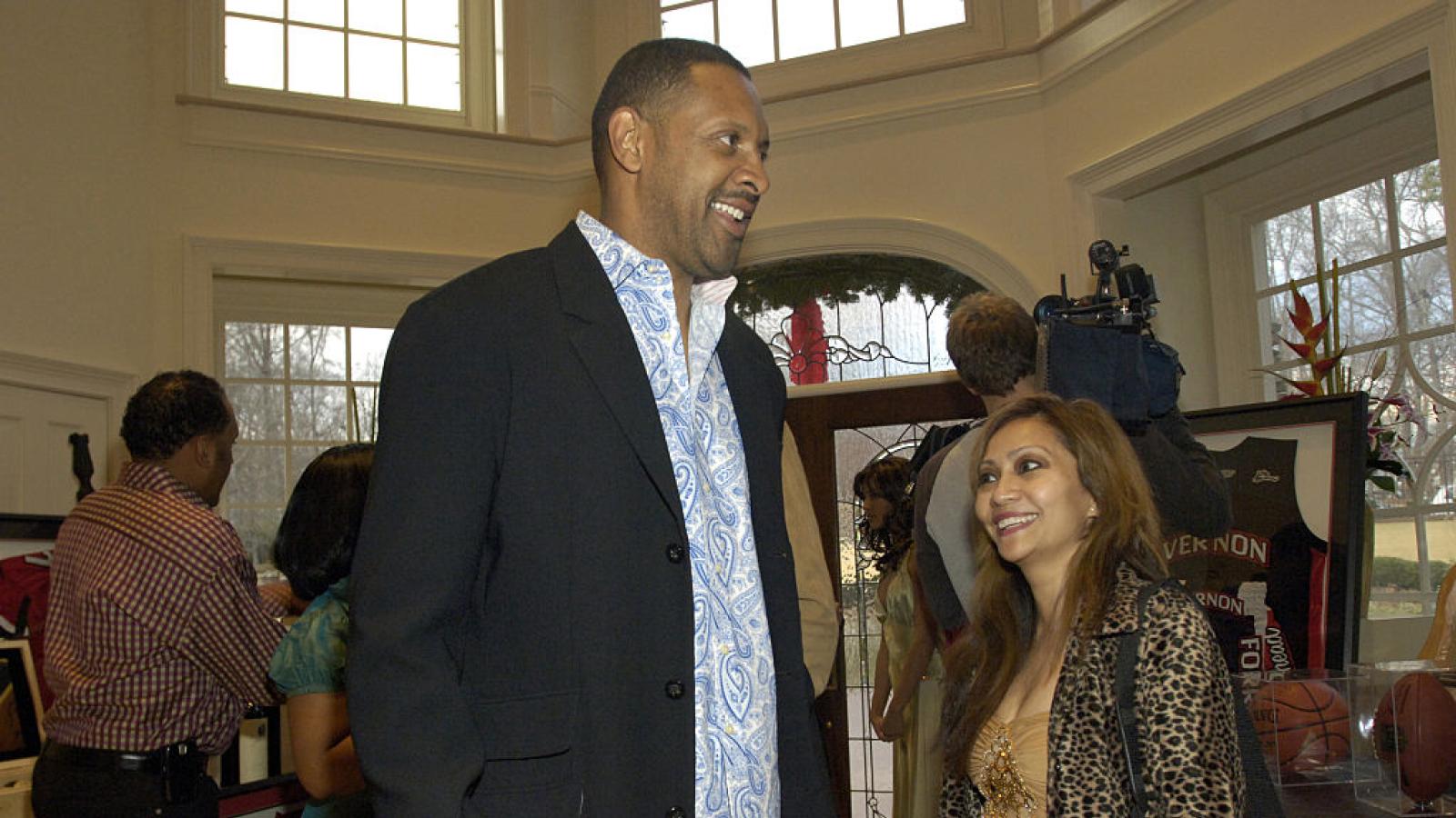Democrat State Representative Vernon Jones is daring to support Trump ...