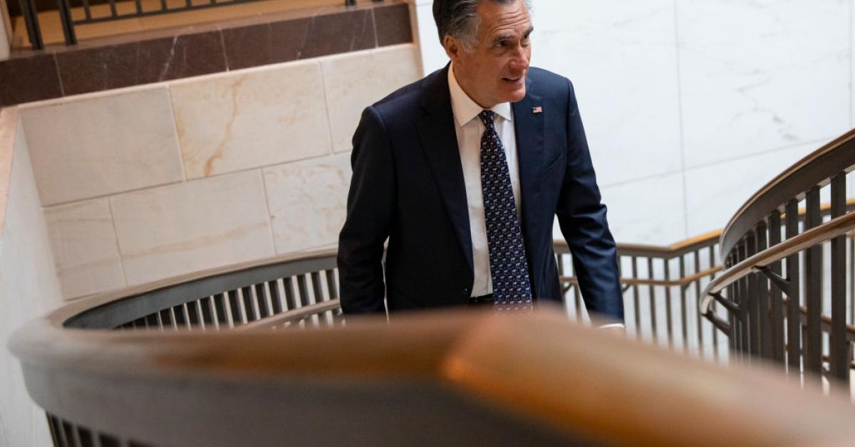 Mitt Romney proposes giving $1,000 check to every American adult amid ...