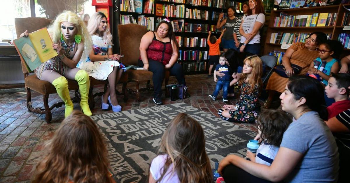 Virginia library opens 'Drag Queen Story Hour' to preschoolers, 'babies ...