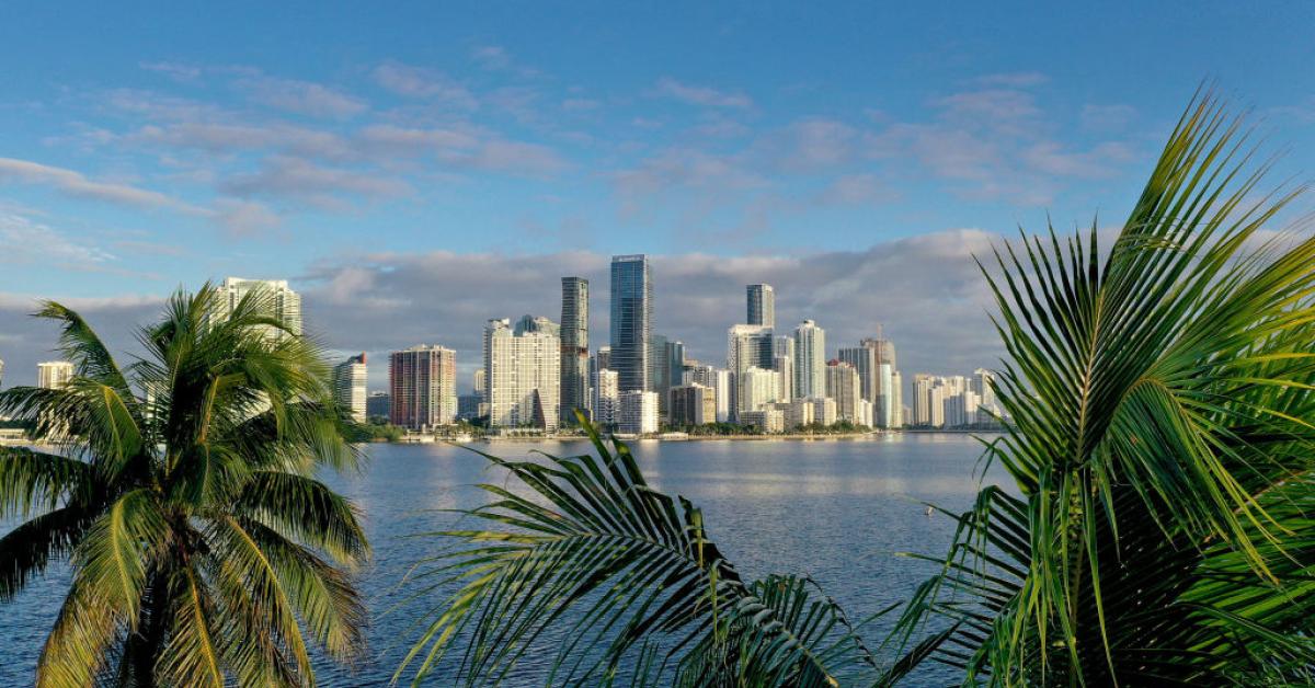 Miami-Dade county leans Republican during early voting for first time ...