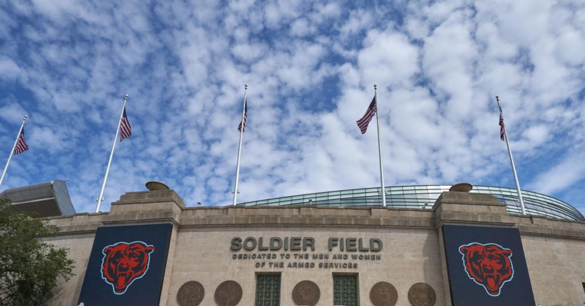 As Chicago Bears prepare to present stadium plans, opposition growing over taxpayer funding ...