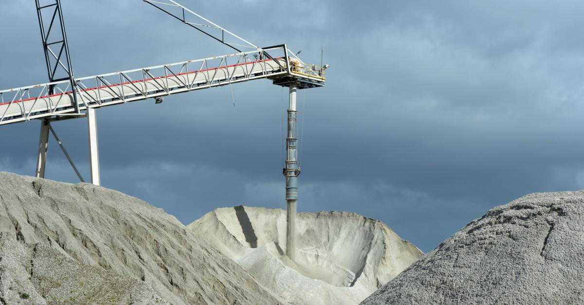 California has enough lithium to supply the world, but can it open a ...