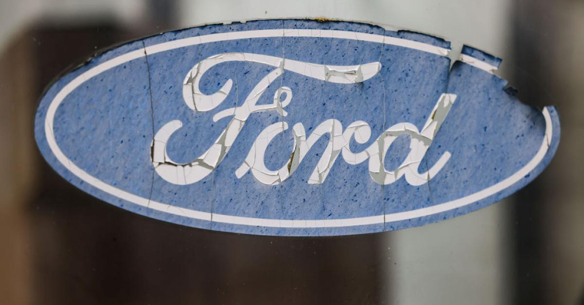 Ford recalls nearly half a million cars over rear view camera defect ...