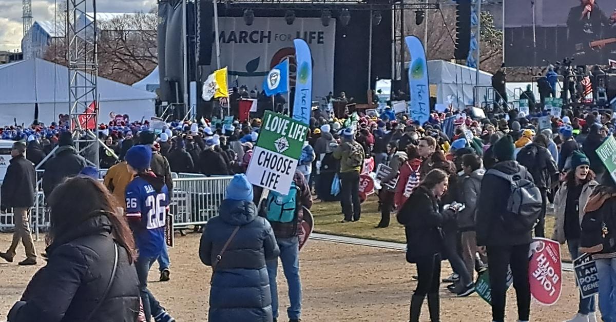 Crowds wave signs in DC ahead of March for Life rally | Just The News