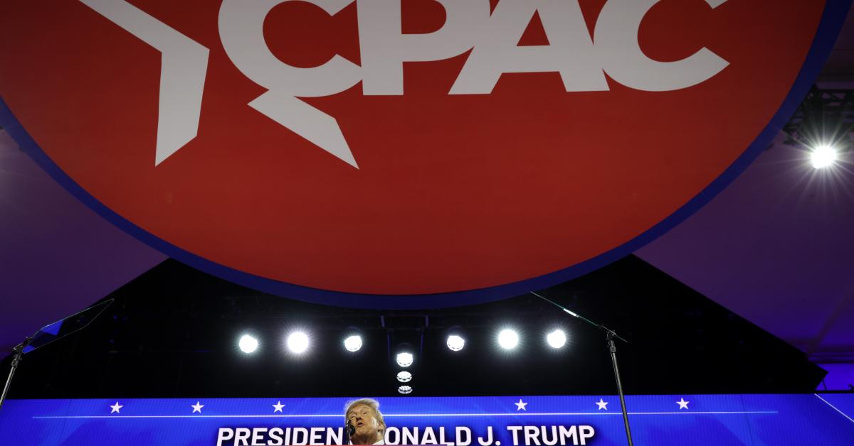 Trump tells CPAC crowd that he’ll take on the establishment, ‘stronger ...