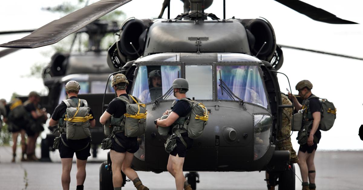 Military confirms 9 service members dead in Fort Campbell helicopter ...