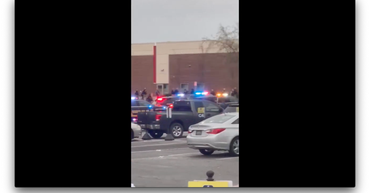 Three injured during mall shooting in Newark, Delaware | Just The News