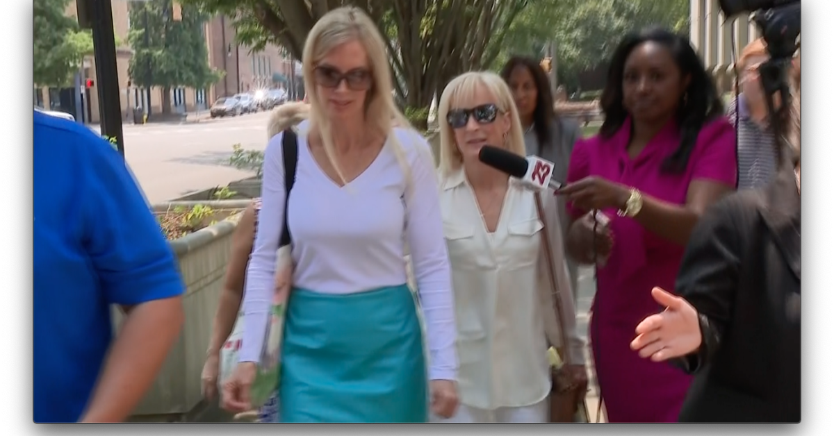 Natalee Holloway's mother spotted after Joran van der Sloot's hearing ...