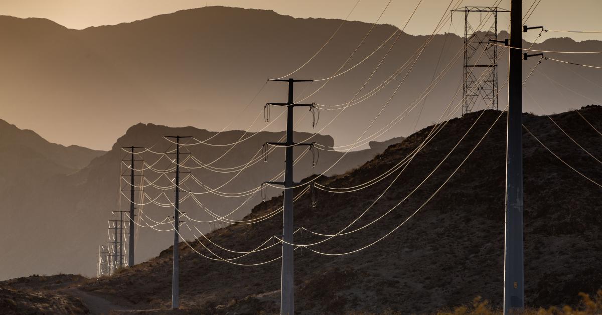 Experts say 50 million miles of new power lines needed for green energy ...