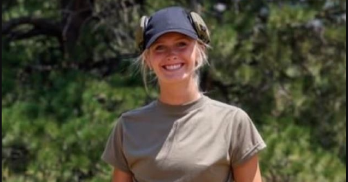 Pilot becomes first active-duty Air Force officer to be crowned Miss ...