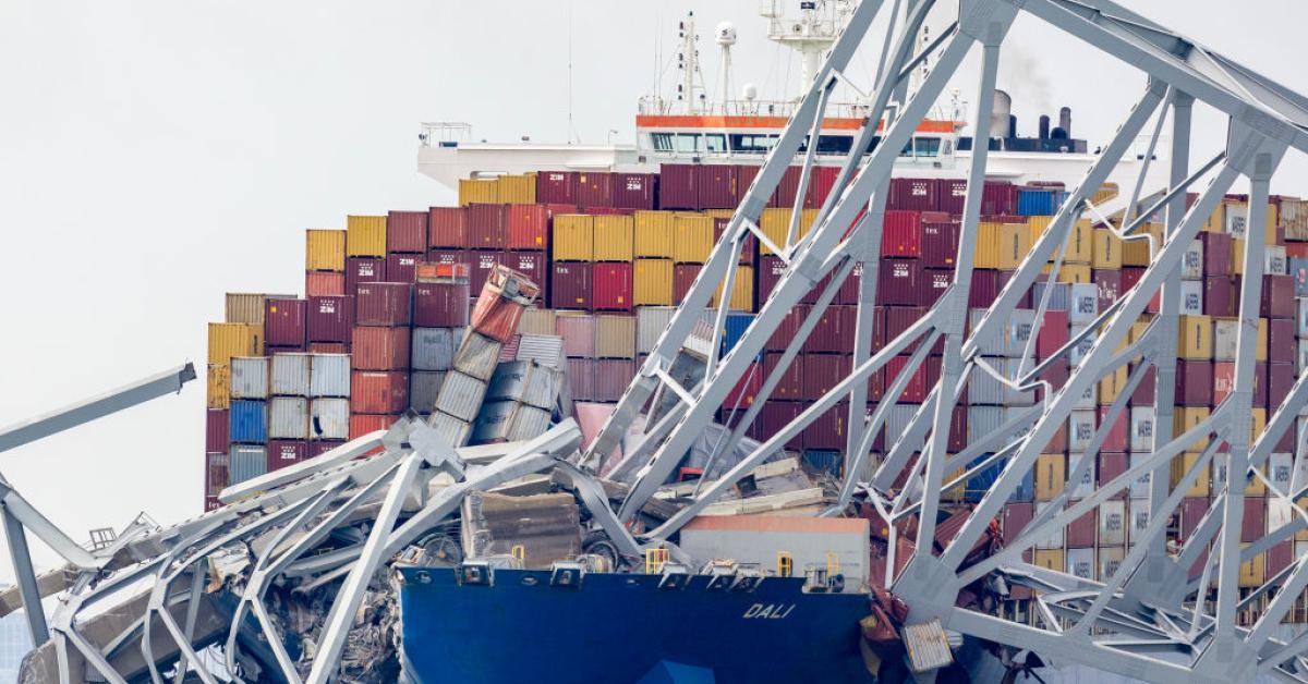 Container ship lost power, sent mayday call before hitting Baltimore ...