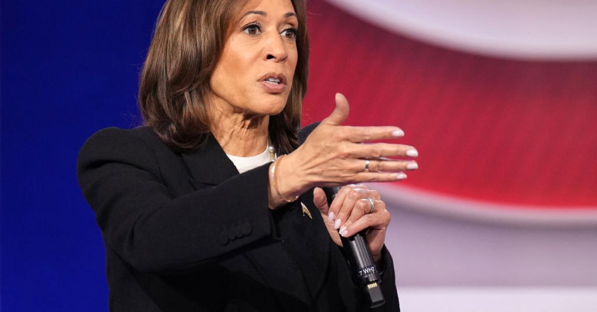 Harris struggles to defend immigration record, past criticism of border ...