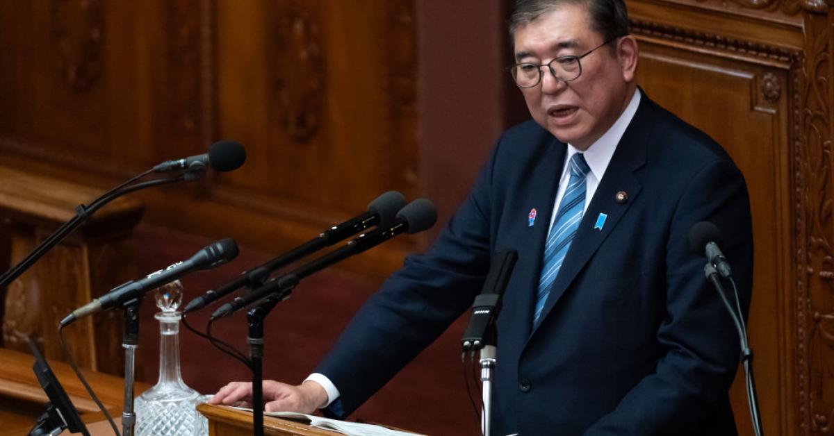 Japanese voters head to the polls to vote in crucial election for Prime ...