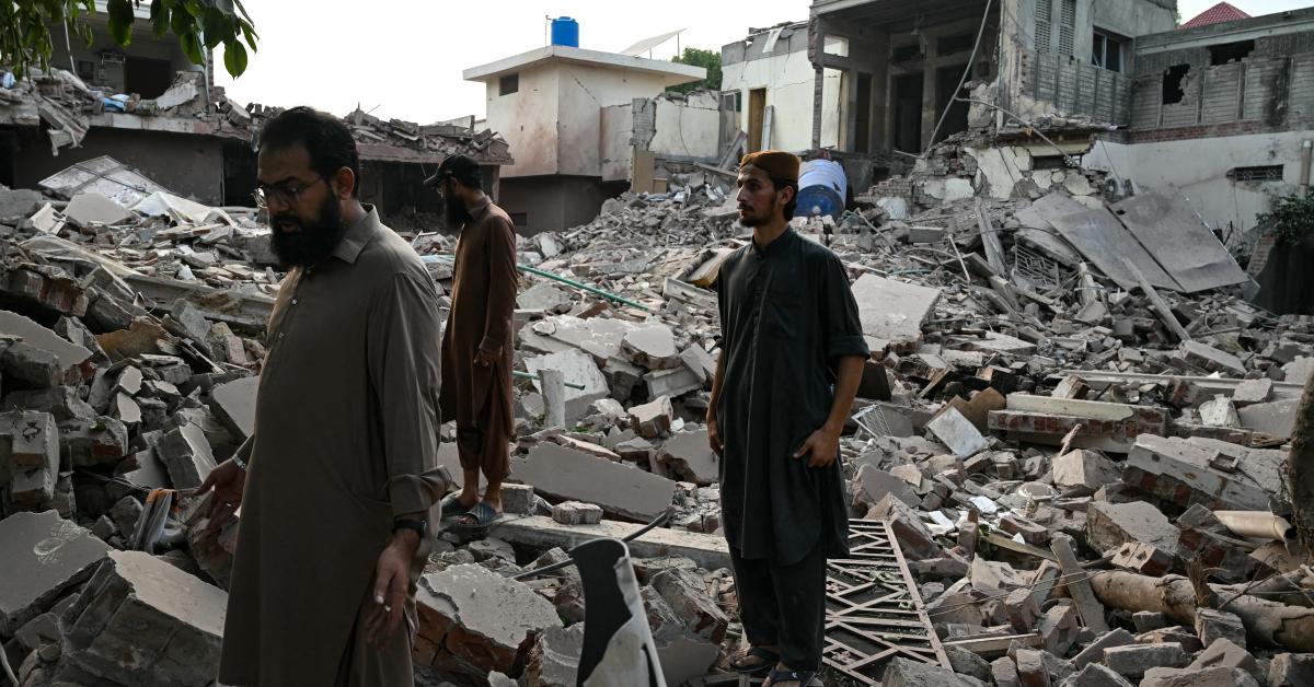 Death toll reaches 31 in Pakistan after missile strike by India, which ...