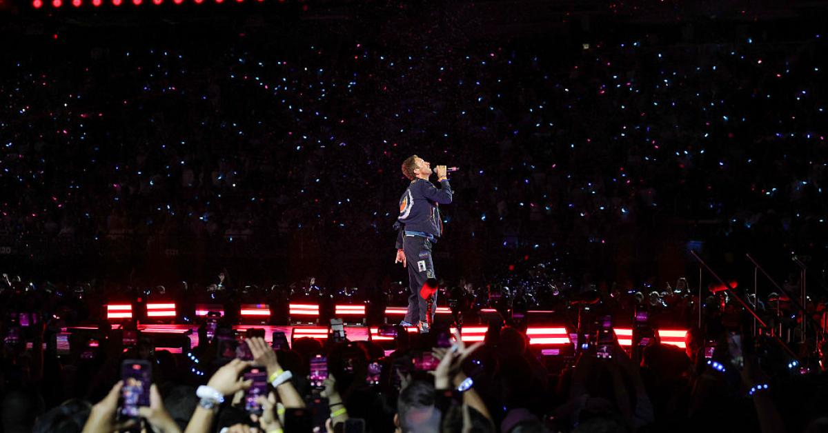 Astronomer HR executive resigns after viral kiss cam moment at Coldplay ...