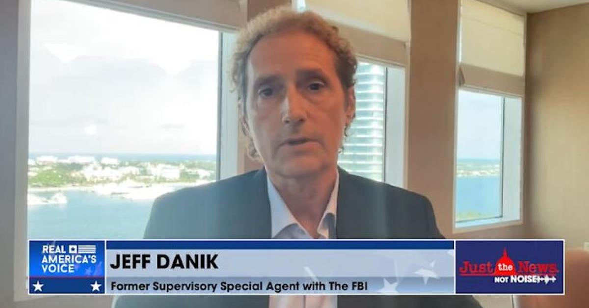 Former Supervisory FBI Special Agent Jeff Danik talks about July 4th ...